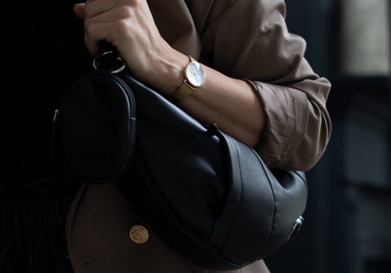 HOW TO PERFECT THE TRADITIONAL FRENCH CHIC LOOK